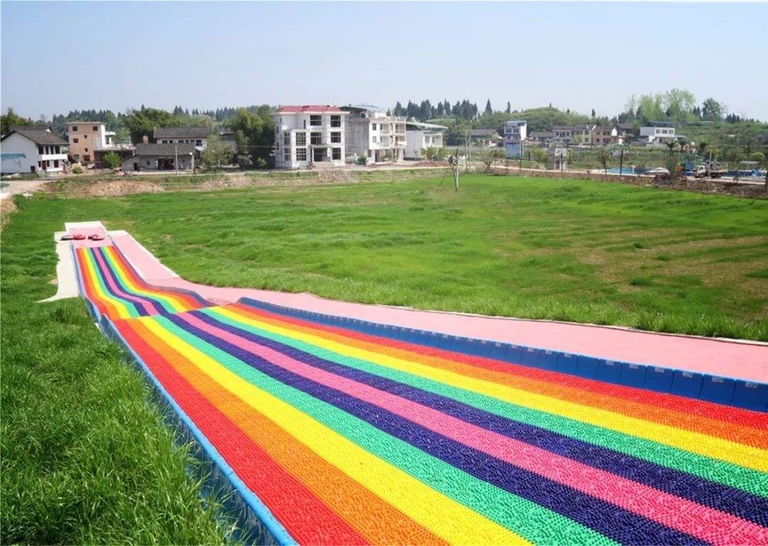 色彩美感视觉冲击七彩滑道出租-搜了网