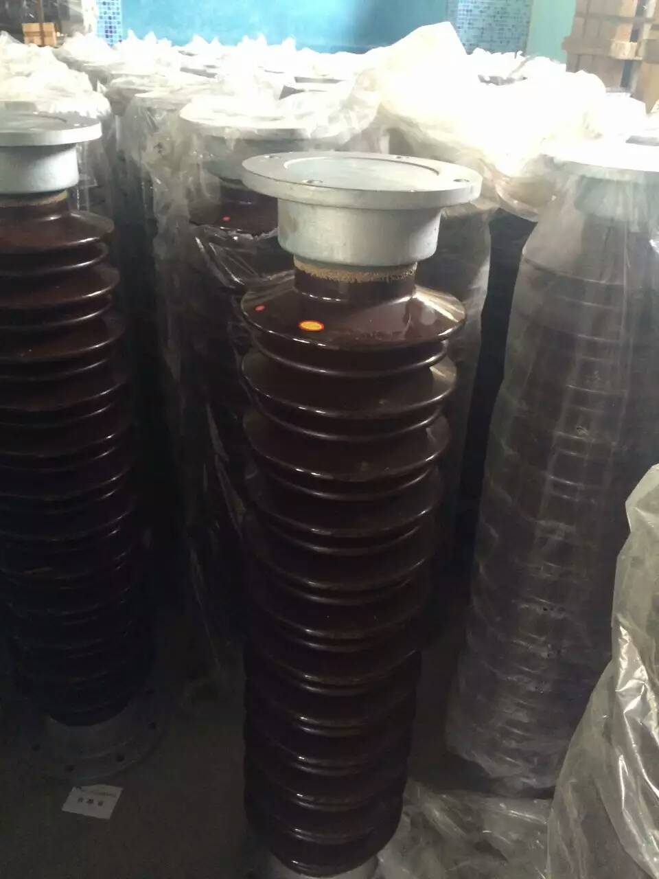 恒东电力ZSW-110/6防污型支柱绝缘子-搜了网